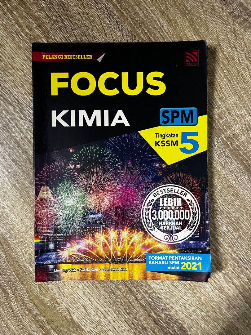 FOCUS SPM KIMIA FORM 5, Hobbies & Toys, Books & Magazines, Textbooks on ...