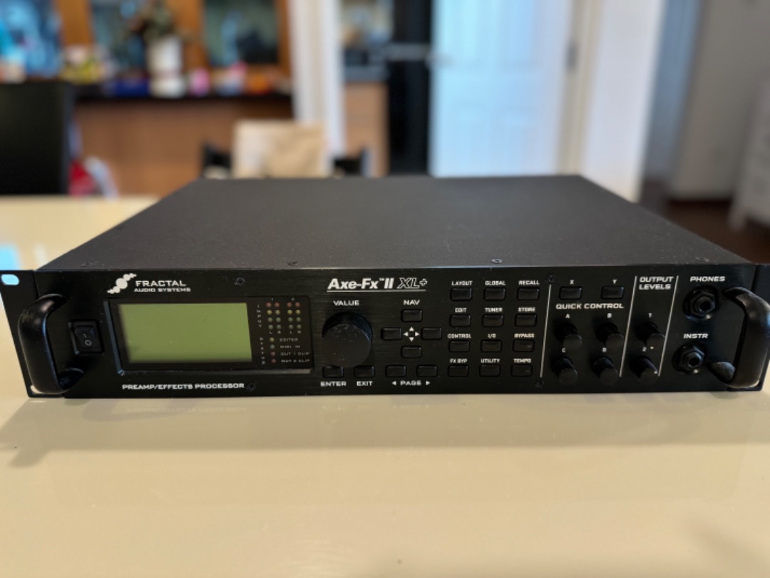 Fractal Audio Systems Axe-Fx II XL+ Effects Processor, Hobbies & Toys ...