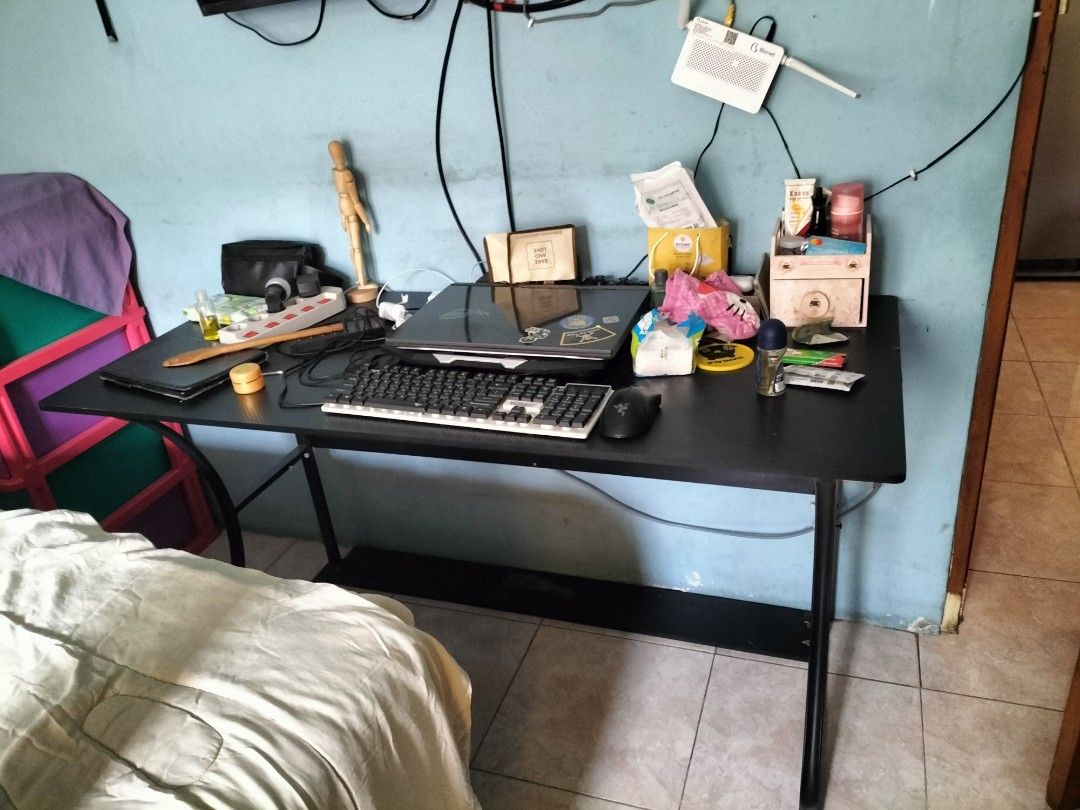 Meja games, Perabotan Rumah di Carousell