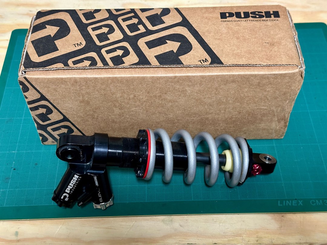 PUSH Industries ELEVENSIX Rear Shock 210 x 55, Sports Equipment ...