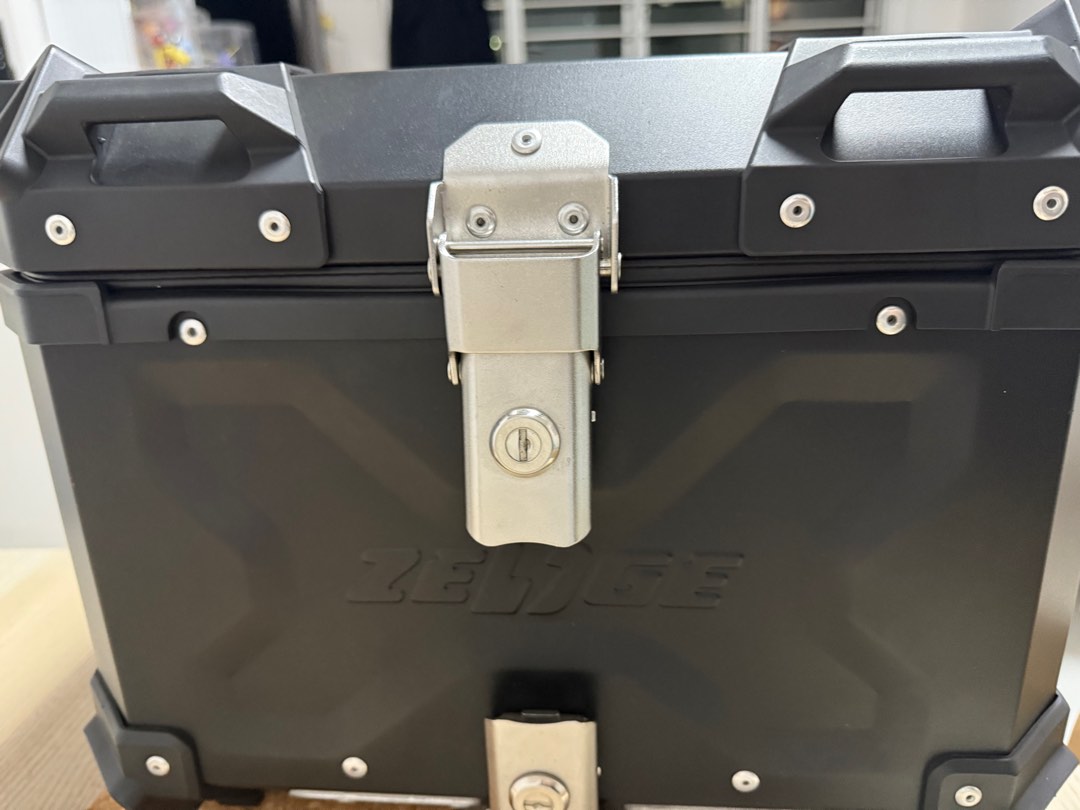 ZEDGE 45L ALUMINUM BOX, Motorcycles, Motorcycle Accessories on Carousell