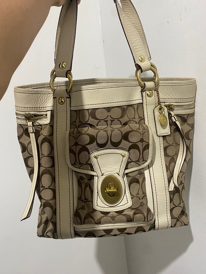 2006 Coach Legacy Tote, Luxury, Bags & Wallets on Carousell