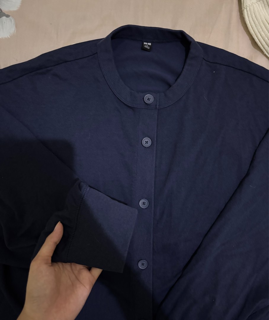 cardigan uniqlo navy oneck, Fesyen Wanita, Pakaian Wanita, Baju Luaran ...