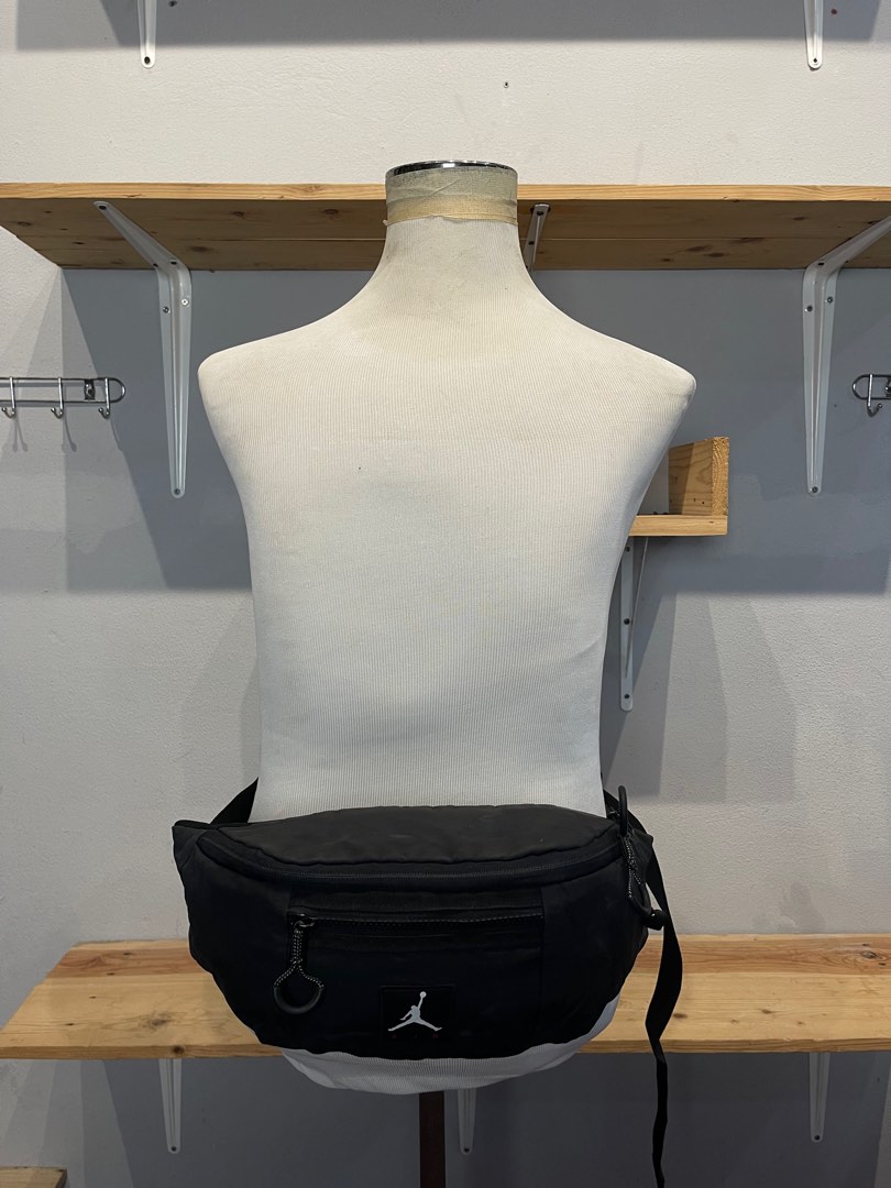 Nike Jordan pouch beg, Men's Fashion, Bags, Belt bags, Clutches and ...