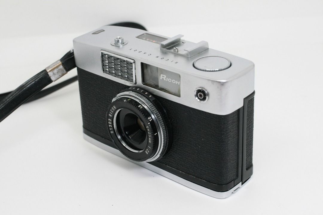 Rare Half-frame! Ricoh Caddy | ON HOLD, Photography, Cameras on Carousell