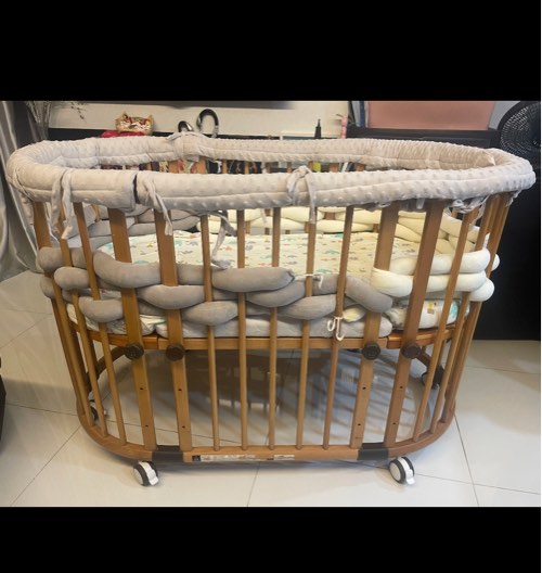Beblum Sam crib Oval Baby Crib with Wheels, Babies & Kids, Baby Nursery ...
