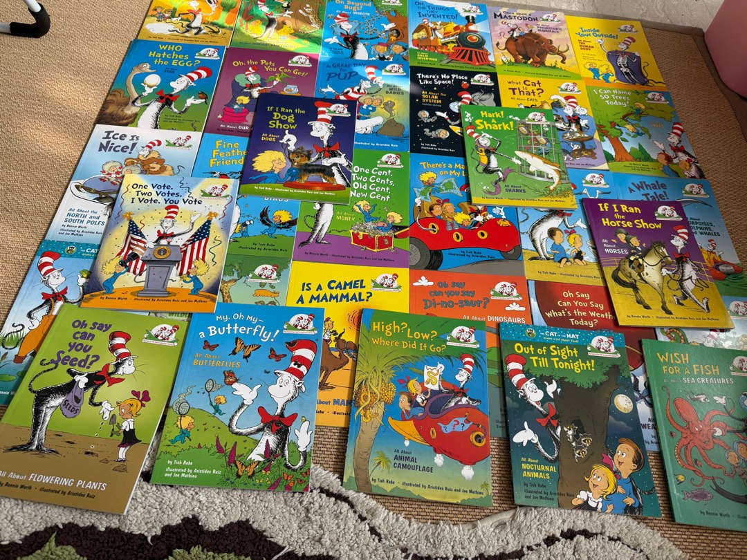 The cats in the hats learning libiary on Carousell