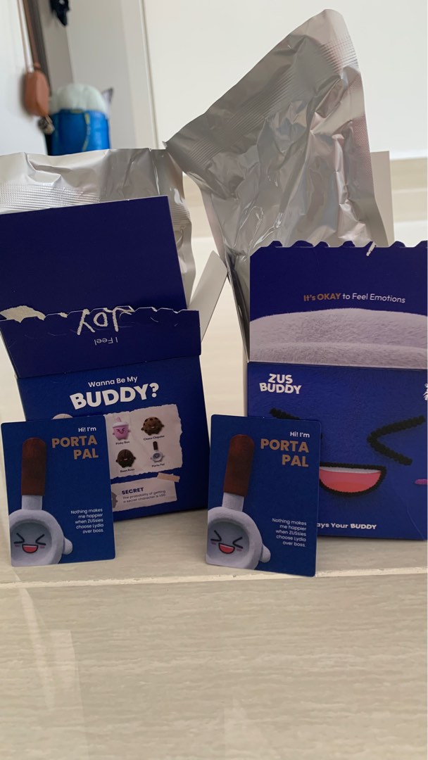 Zus Buddy Plushie Joy Porta Pal, Hobbies & Toys, Collectibles ...