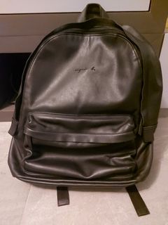 Moral Backpack背包, 男裝, 袋, 背包 - Carousell