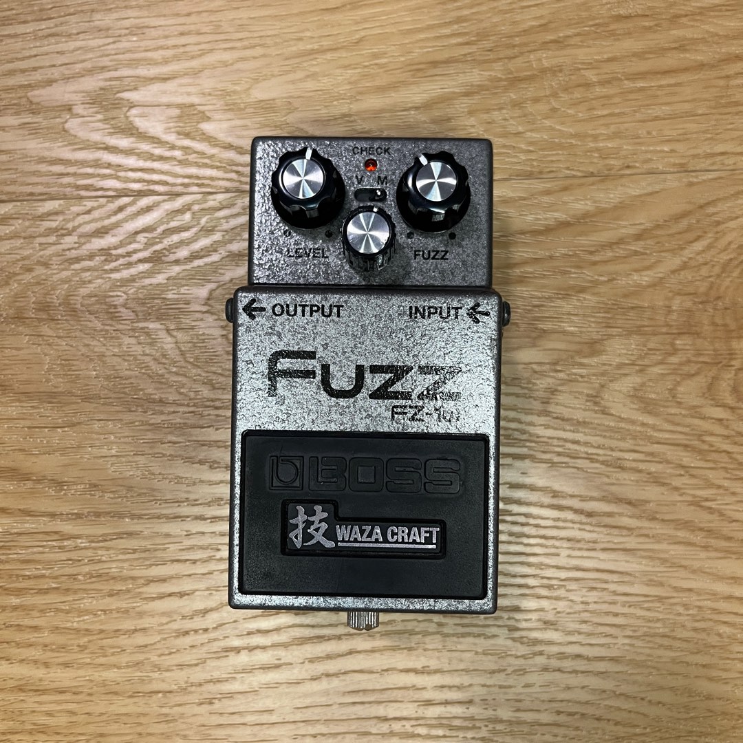Boss FZ-1w Waza Craft Fuzz Pedal - Made in Japan, Hobbies & Toys, Music ...
