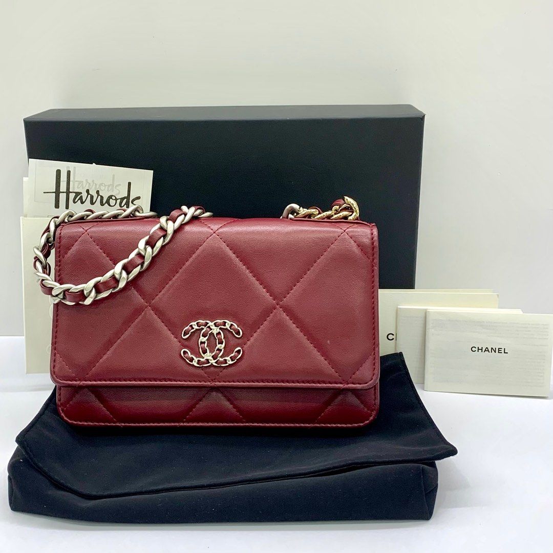 [DISCOUNTED] CHANEL AP0957 19 WOC LAM RED RFID WALLET ON CHAIN ...