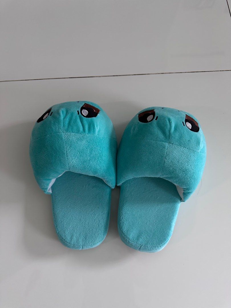 Cute Bulbasaur Slippers, Women's Fashion, Footwear, Flipflops and ...