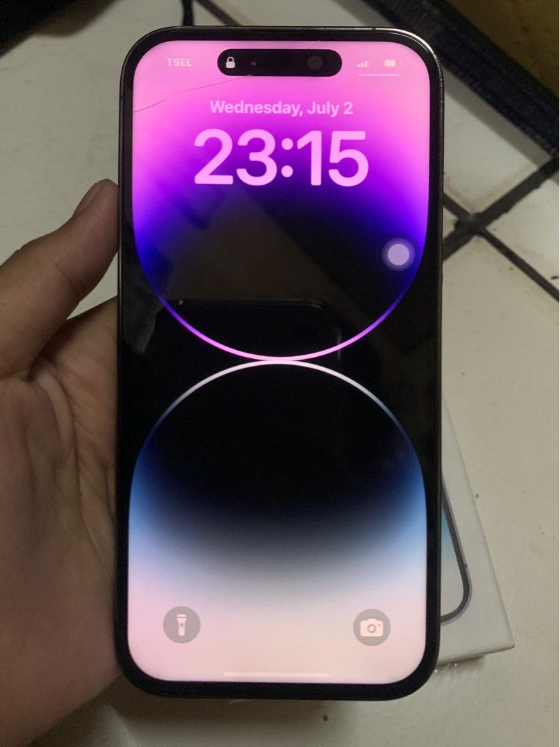 Iphone 14 Pro 128gb Inter Deep Purple Minus LCD retak dikit diatas ...