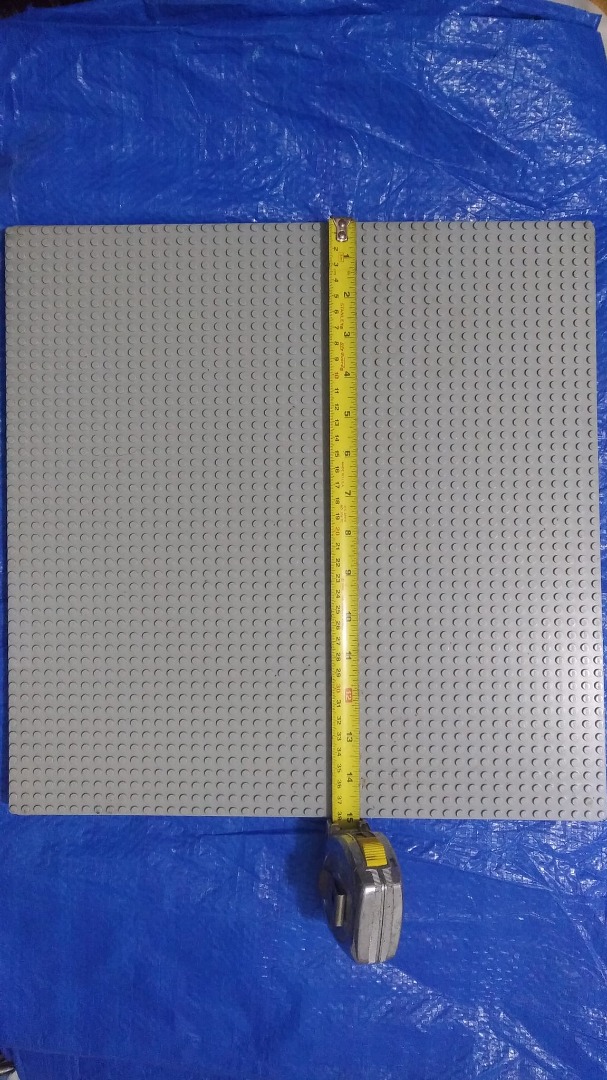 Lego X-Large Gray Baseplate 38cm x 38cm, 興趣及遊戲, 玩具 & 遊戲類 - Carousell