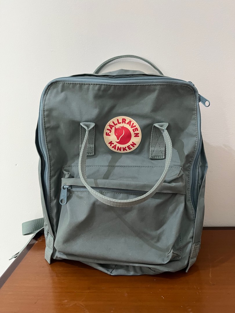 Tas Ransel Fjallraven Kanken Original, Fesyen Wanita, Tas & Dompet di ...