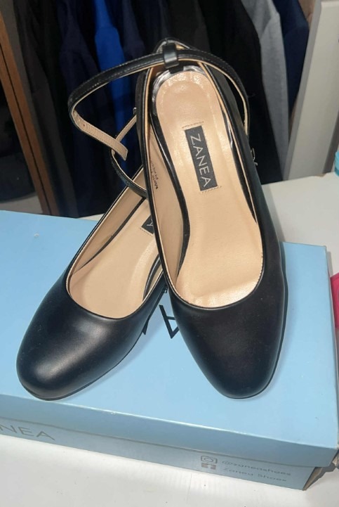 Zanea Black Shoes, Women's Fashion, Footwear, Heels on Carousell