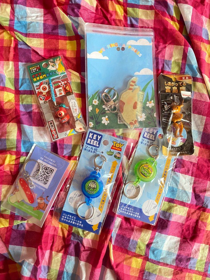 Character Charm Keychains Key rings - Buzz & Alien, Monster, Japanese ...