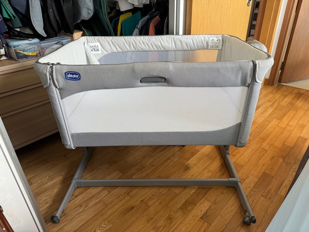 Chicco Next2Me Magic Crib, Babies & Kids, Baby Nursery & Kids Furniture ...
