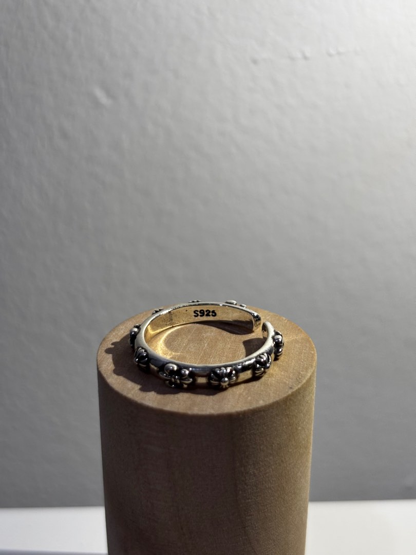 Chrome Hearts Design Ring, Men's Fashion, Watches & Accessories ...