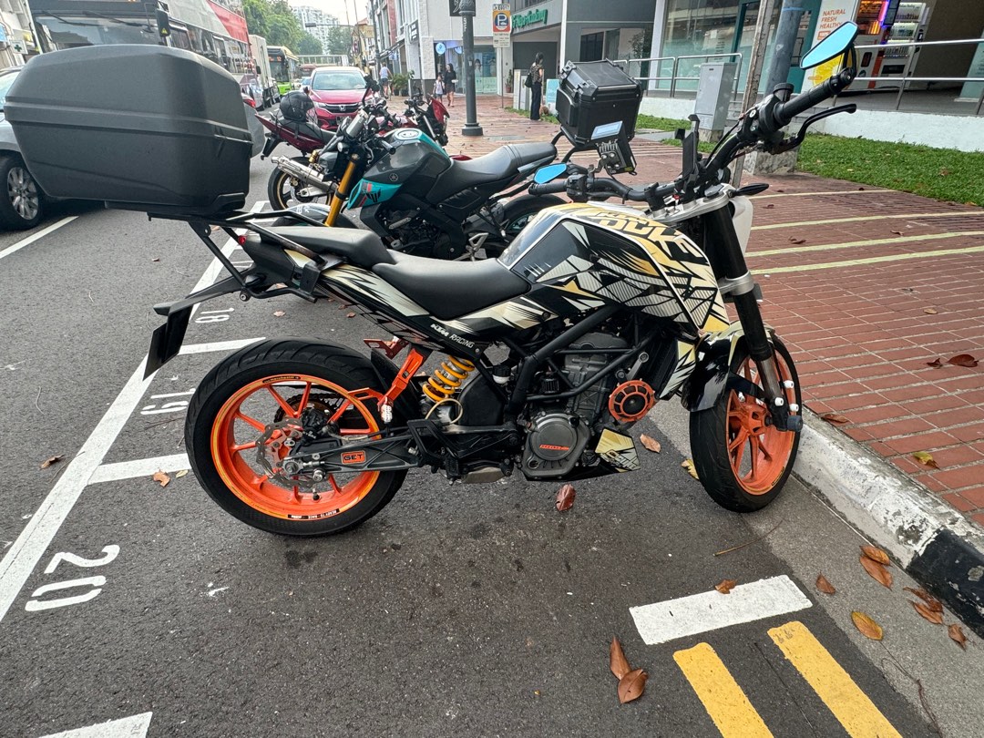 KRM Duke 200, Motorcycles, Motorcycles for Sale, Class 2B on Carousell