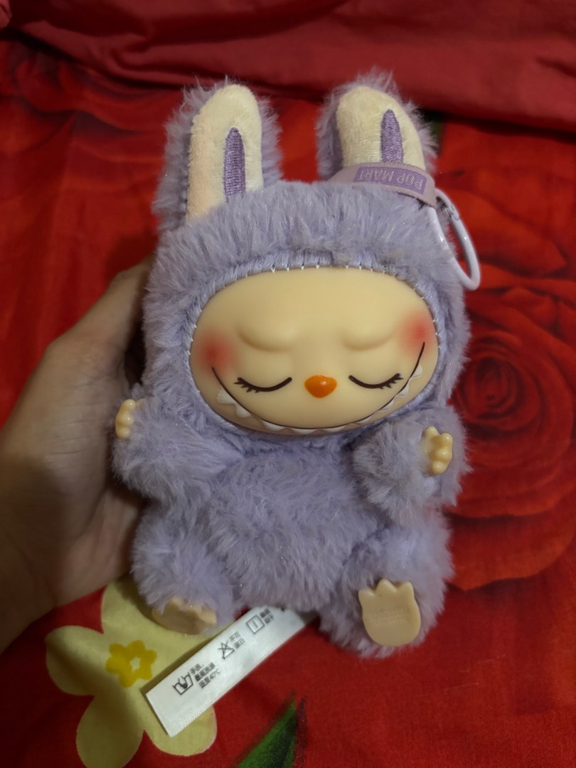 Labubu (zizi), Hobbies & Toys, Toys & Games on Carousell
