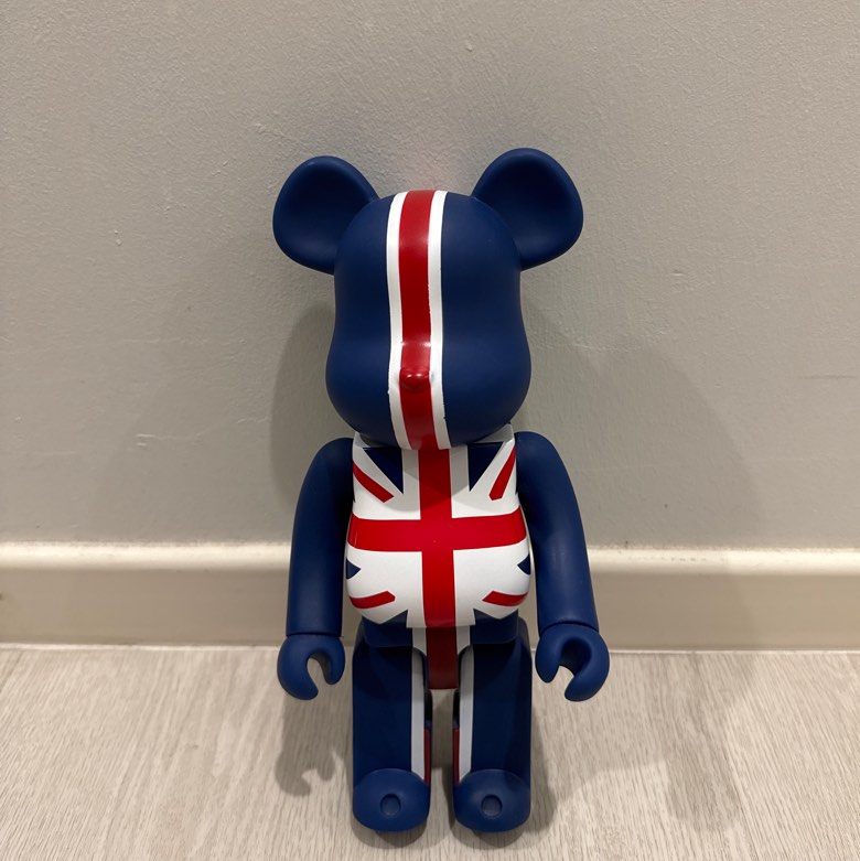 Medicom Toy Bearbrick Union Jack 100% Figure, Hobbies & Toys, Toys ...