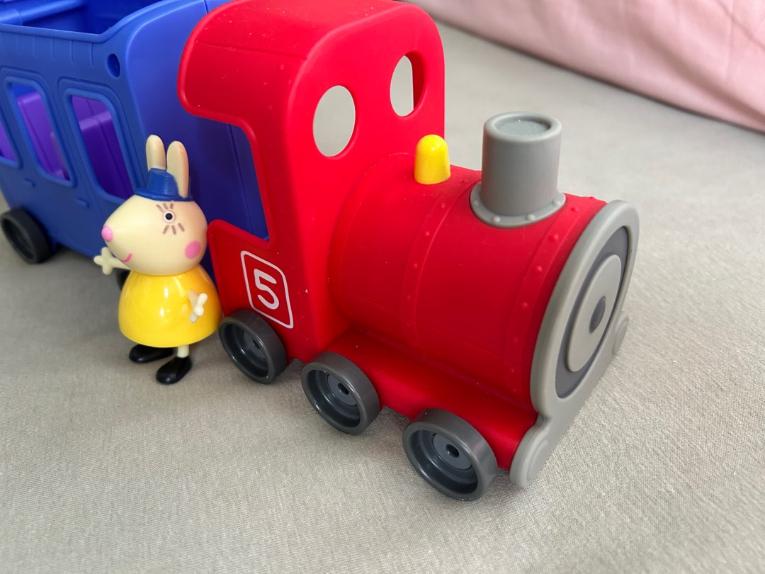 Peppa Pig Train Set with Rabbit Figure, Hobbies & Toys, Toys & Games on ...