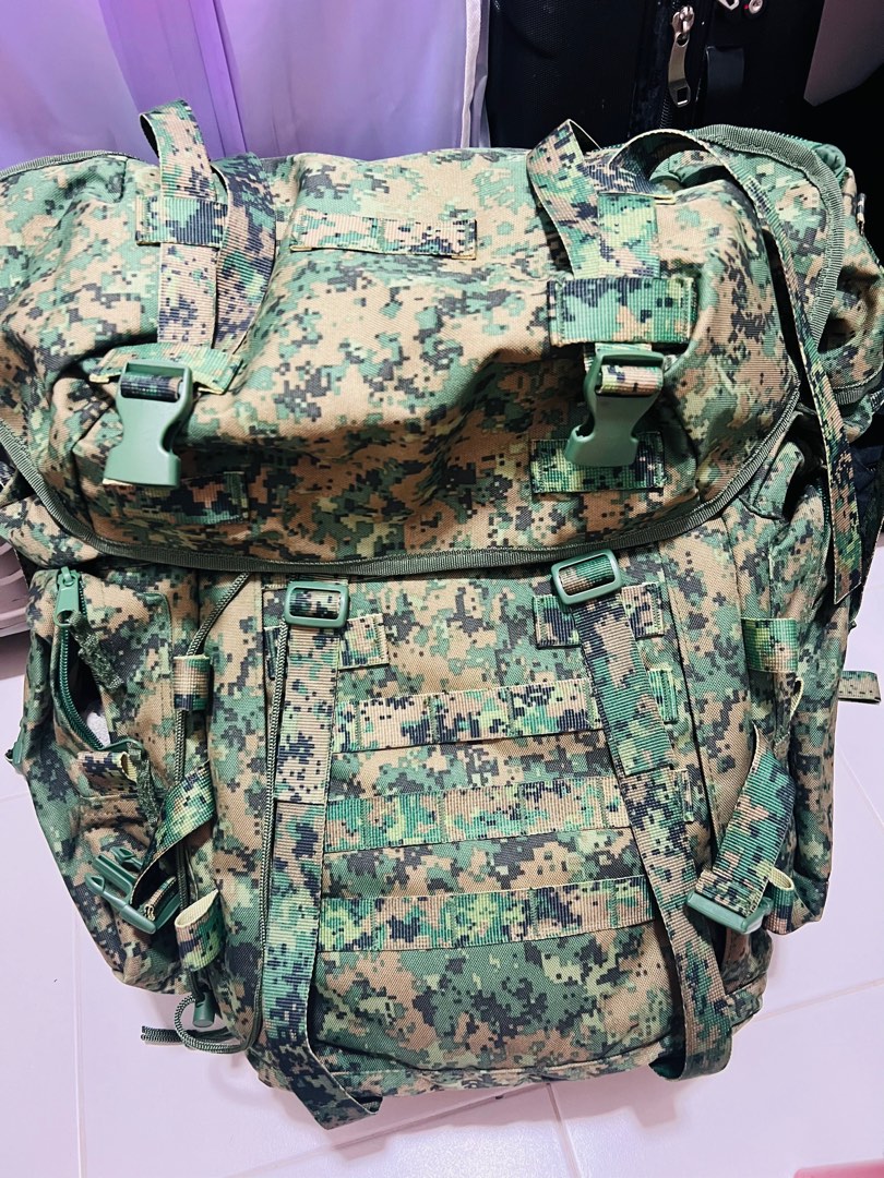 SAF field pack pixelated, Men's Fashion, Bags, Backpacks on Carousell