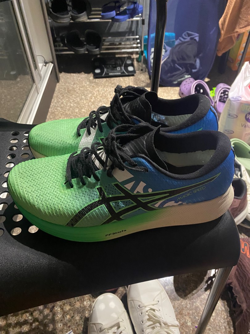ASICS Magic Speed Running Shoes - Green/Blue, Men's Fashion, Footwear ...