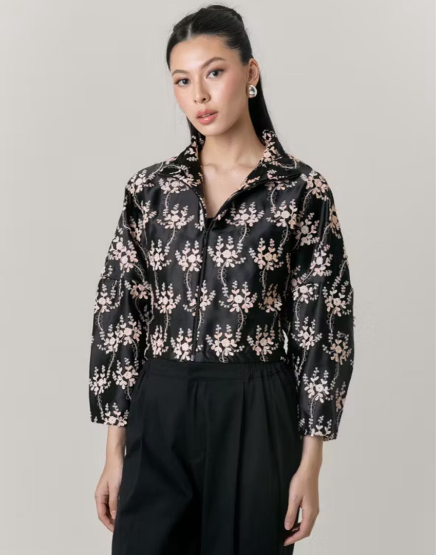 BNWT Studio Tui Lumi Jacket, Fesyen Wanita, Pakaian Wanita, Baju Luaran ...