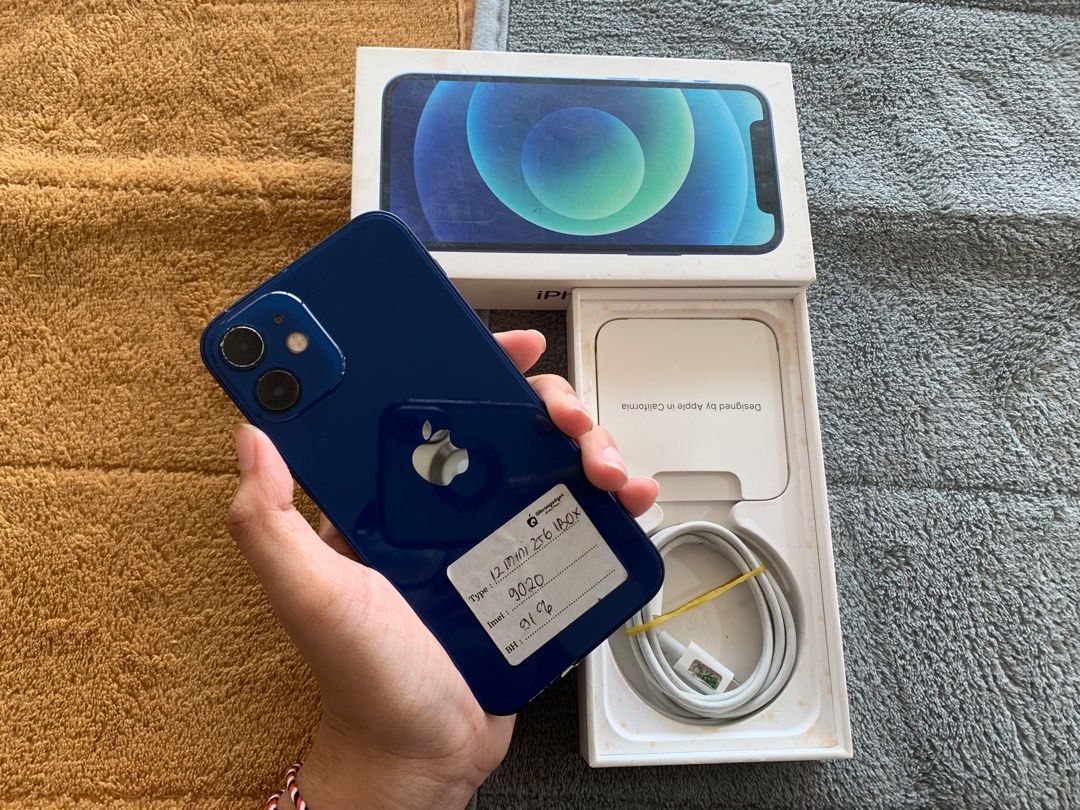 iPhone 12 mini 256gb ex ibox fullset, Telepon Seluler & Tablet, iPhone ...