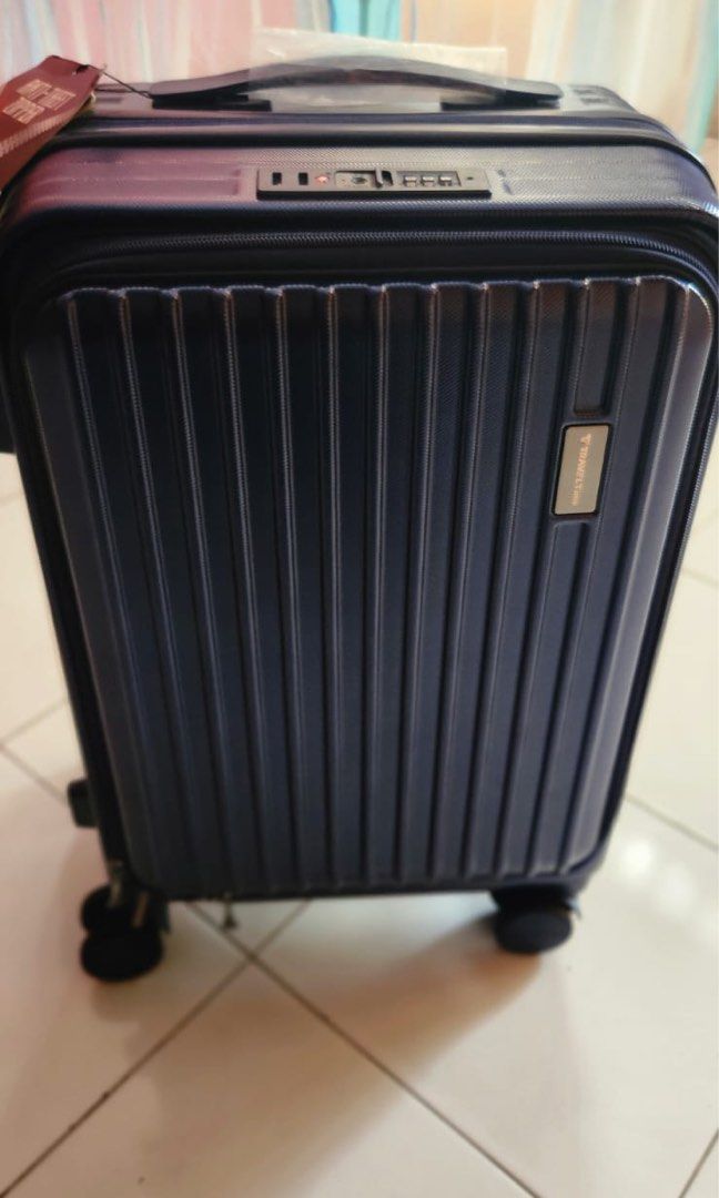 Koper traveltime 20 inch, Perabotan Rumah di Carousell