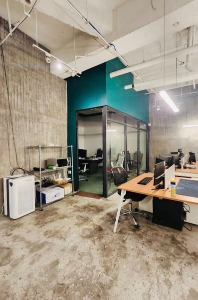 QC Commercial Space For Lease – Bare Unit in CTTM Centre, Tomas Morato ...