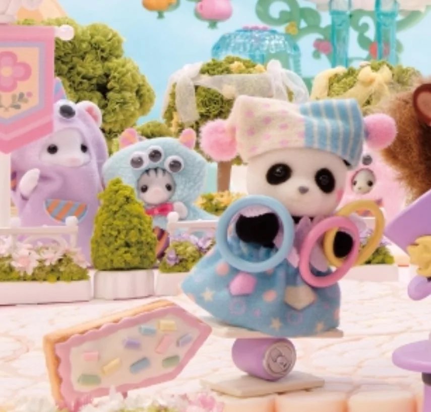 Sylvanian family - circus panda, Hobbies & Toys, Toys & Games on Carousell