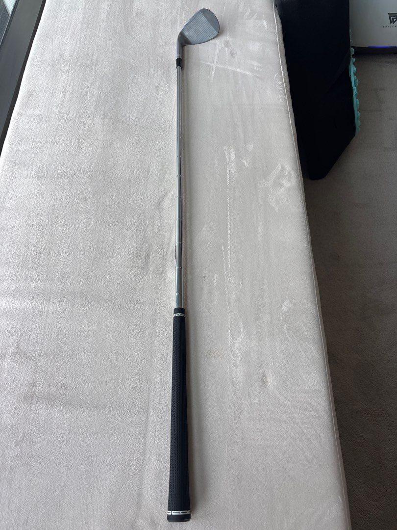 Titleist Vokey SM10 60 Degree Wedge 06K grind, Sports Equipment, Sports & Games, Golf on Carousell