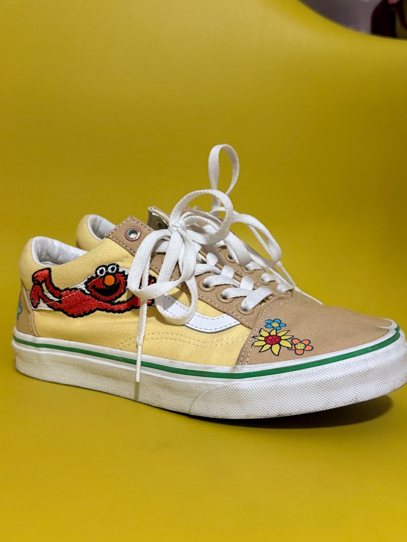 Vans x Sesame Street Elmo Old Skool Sneakers, Women's Fashion, Footwear ...