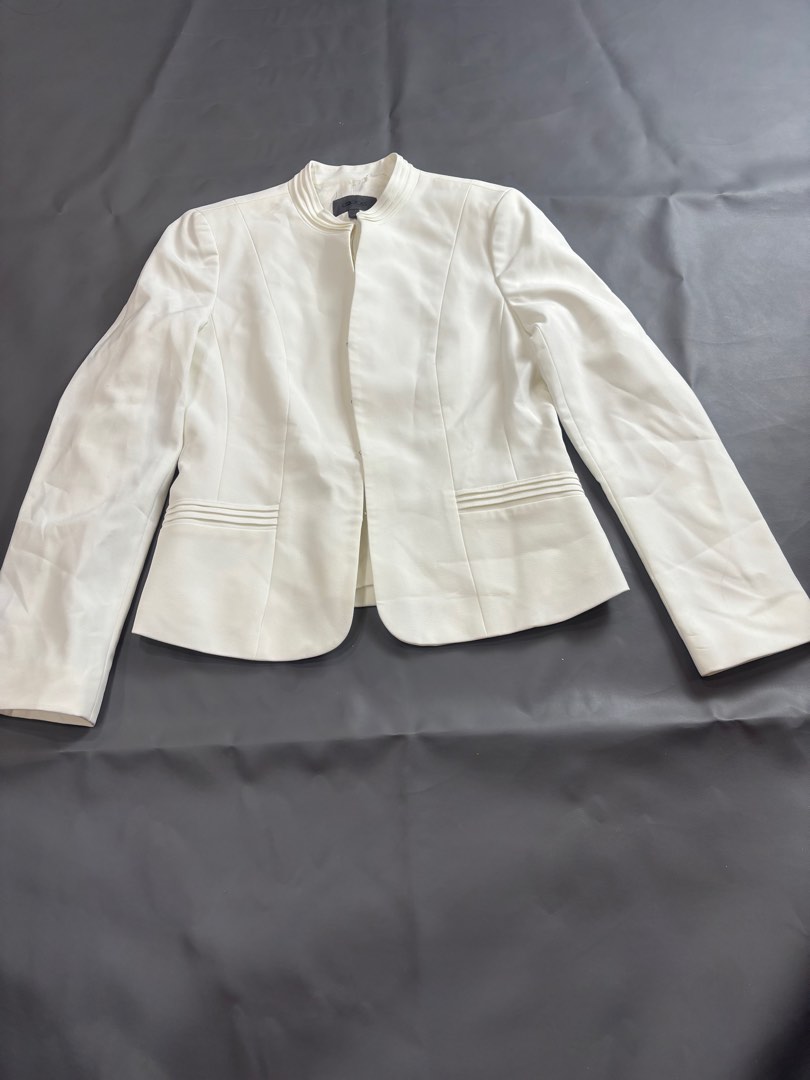 Blazer G2OOO, Fesyen Wanita, Pakaian Wanita, Baju Luaran di Carousell