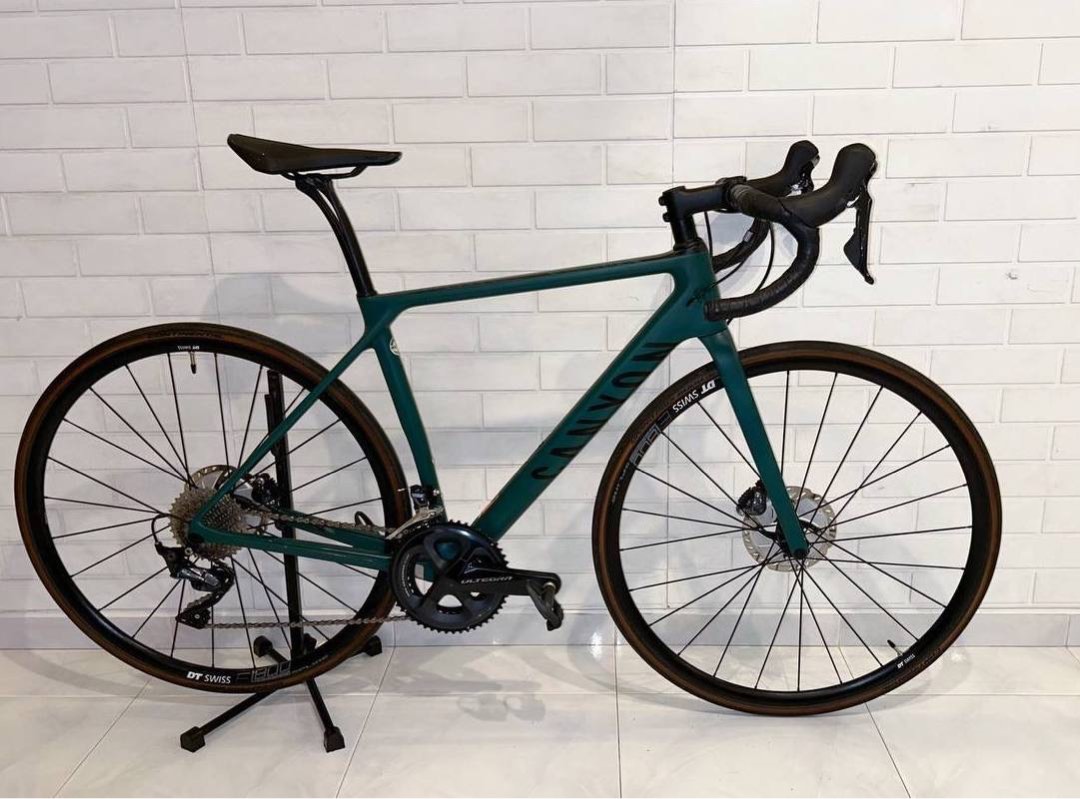 Canyon CF SL8 Endurance Road Bike, Sports Equipment, Bicycles & Parts ...