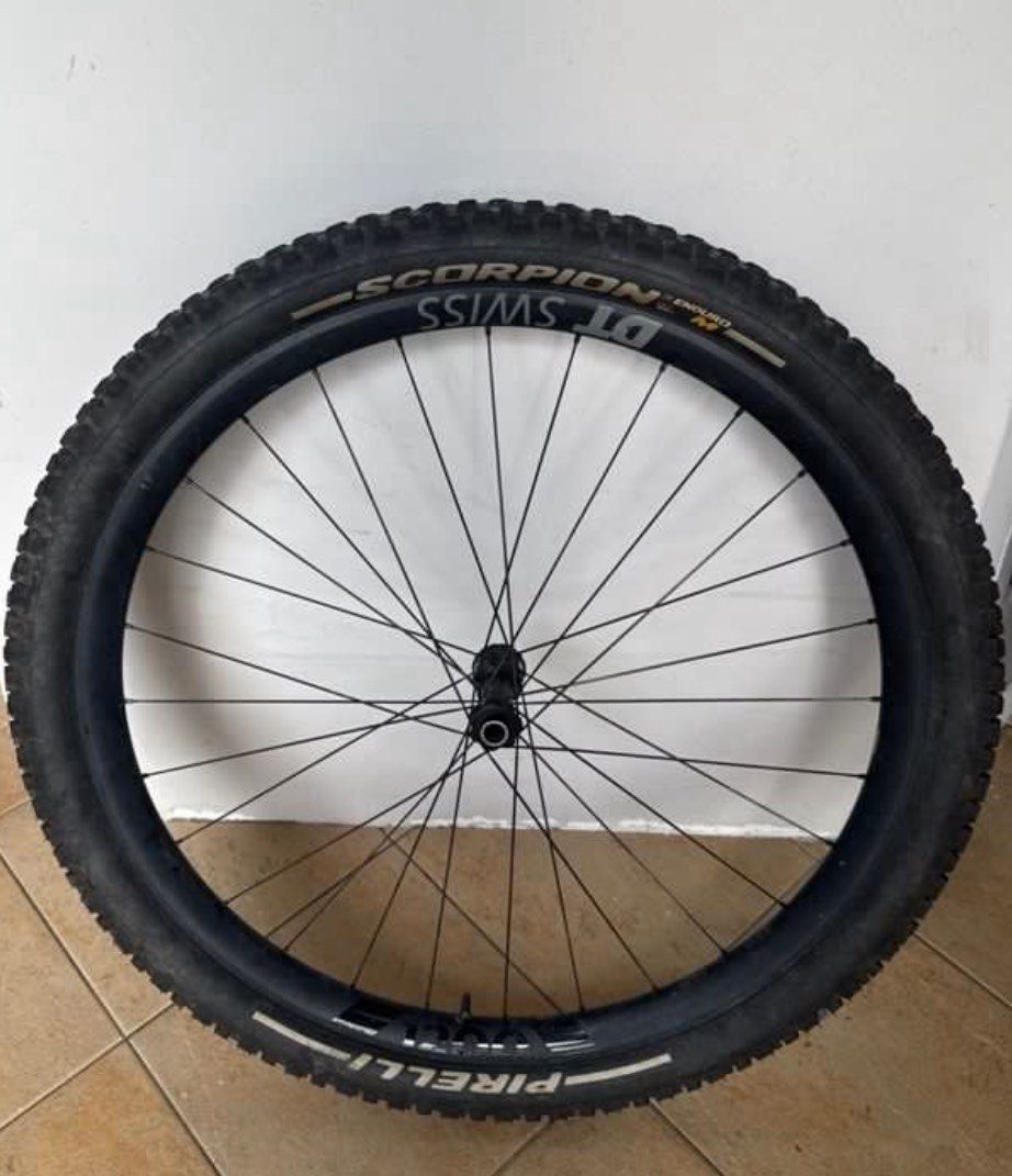 DT Swiss XMC 1200 29er carbon wheelset, Sports Equipment, Bicycles ...