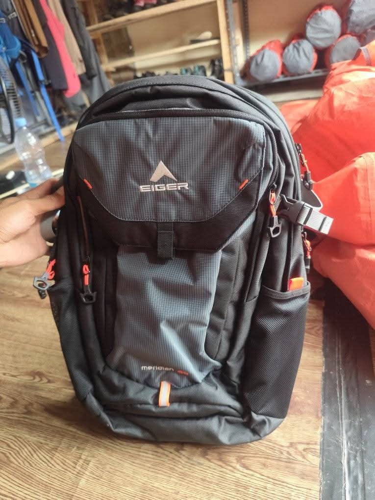 Eiger Backpack, Fesyen Pria, Tas & Dompet , Ransel di Carousell