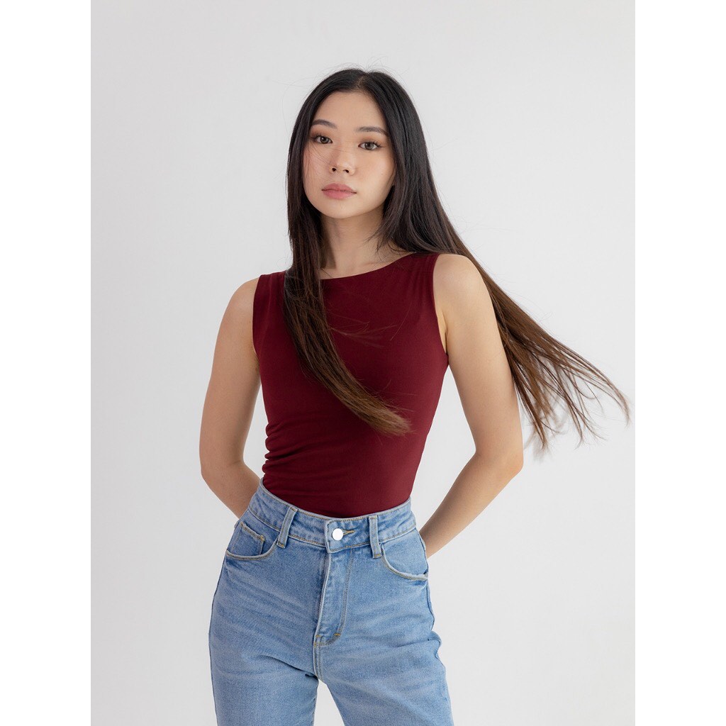 Evertops tank maroon, Fesyen Wanita, Pakaian Wanita, Atasan di Carousell