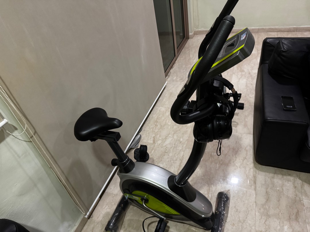 Victory Exercise Bike, Sports Equipment, Exercise & Fitness, Cardio ...