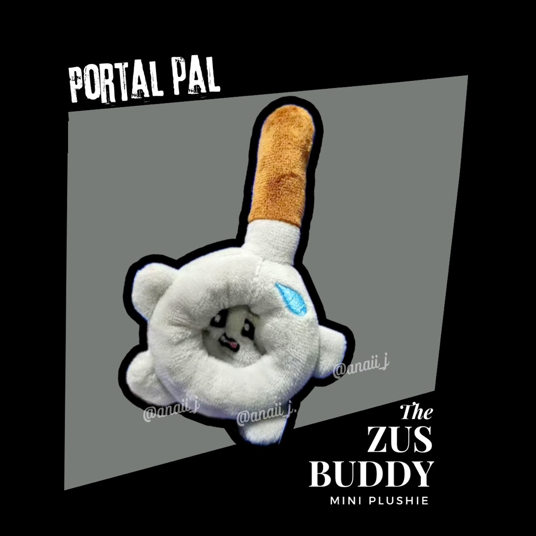 FEAR Zus Buddy Mini Plushie Keychain PORTAL PAL, Hobbies & Toys, Toys ...
