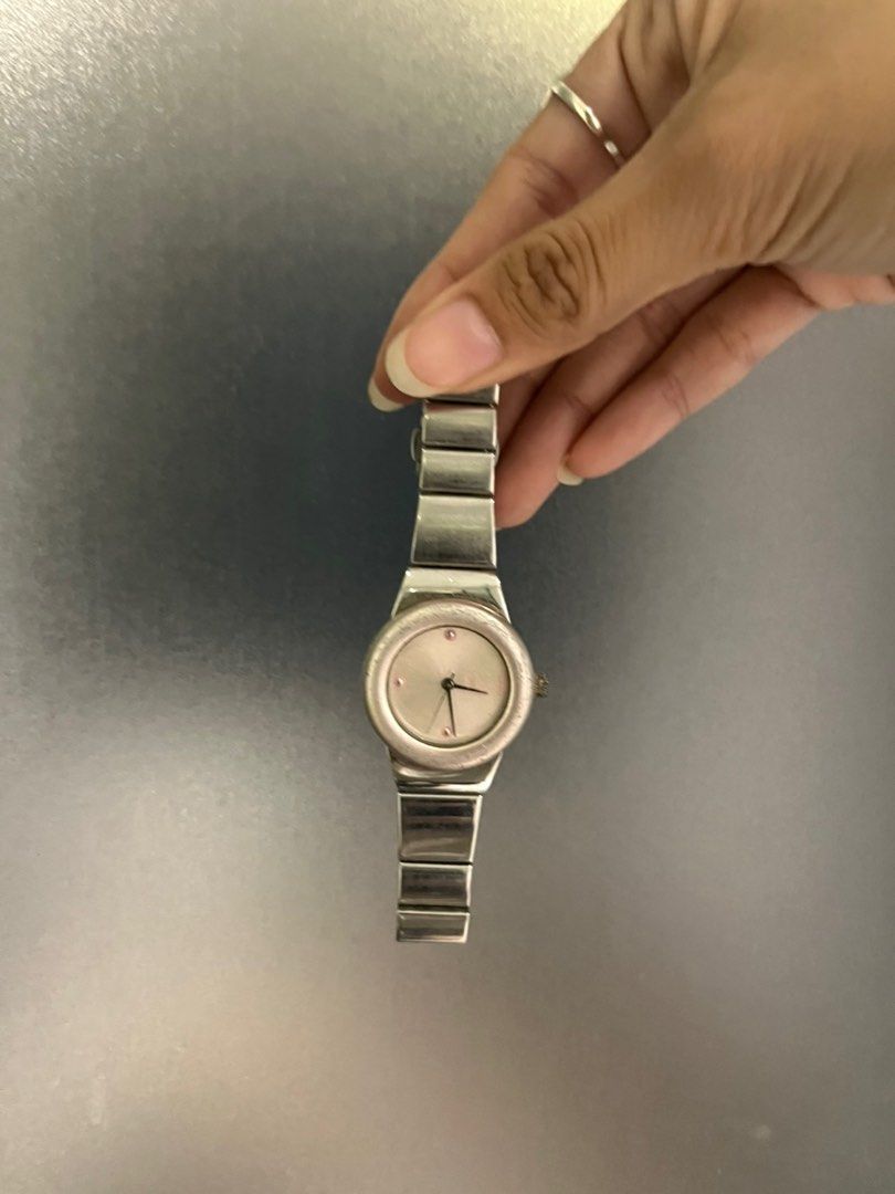 Preloved jam vintage elle, Fesyen Wanita, Jam Tangan di Carousell