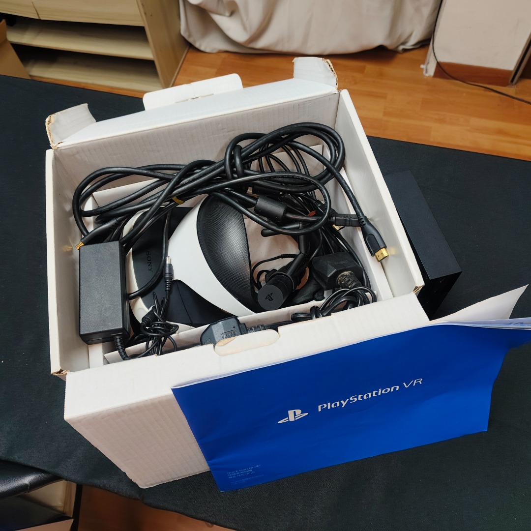 PSVR 1 Gen 2, Video Gaming, Gaming Accessories, Controllers on Carousell