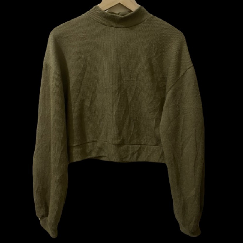 Sweater Army not uniqlo gu grl zara, Fesyen Wanita, Pakaian Wanita, Atasan di Carousell
