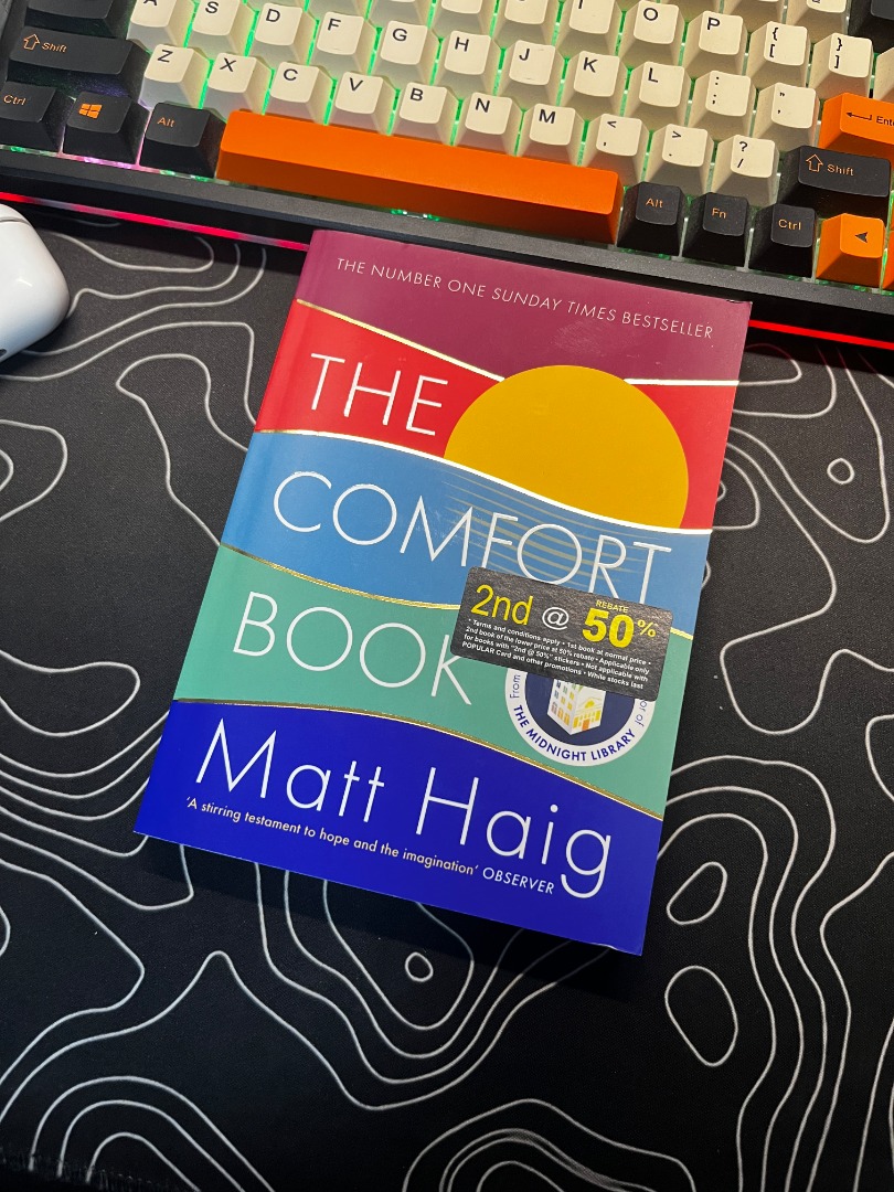 The Comfort Book by Matt Haig, Hobbies & Toys, Books & Magazines ...
