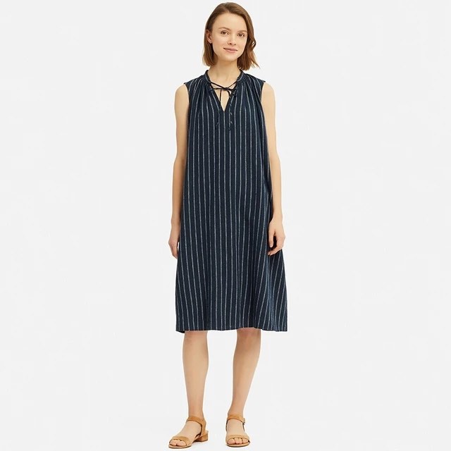 UNIQLO Navy Blue Lines w/Pocket Dress, Women's Fashion, Dresses & Sets ...