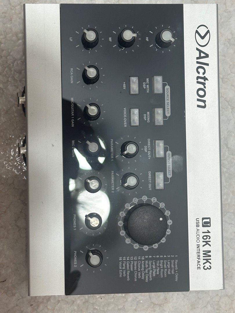 Alctron preamp microphone mixer, 音響器材, 其他音響配件及設備 - Carousell