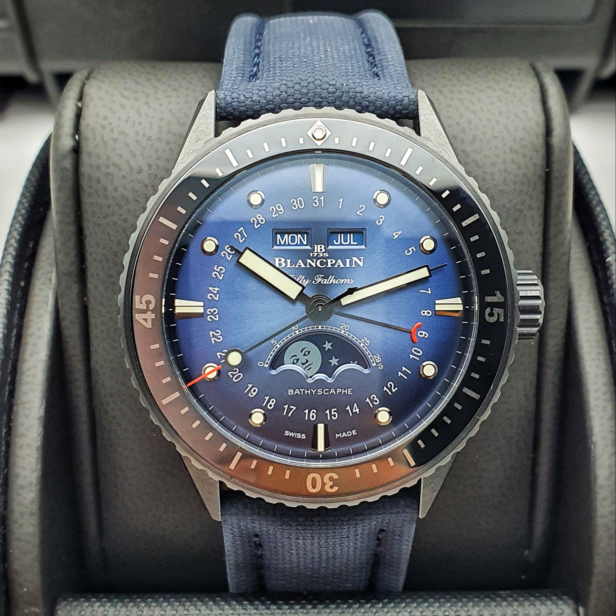 Blancpain Fifty Fathoms Bathyscape Quantieme Complet Phases De Lune ...